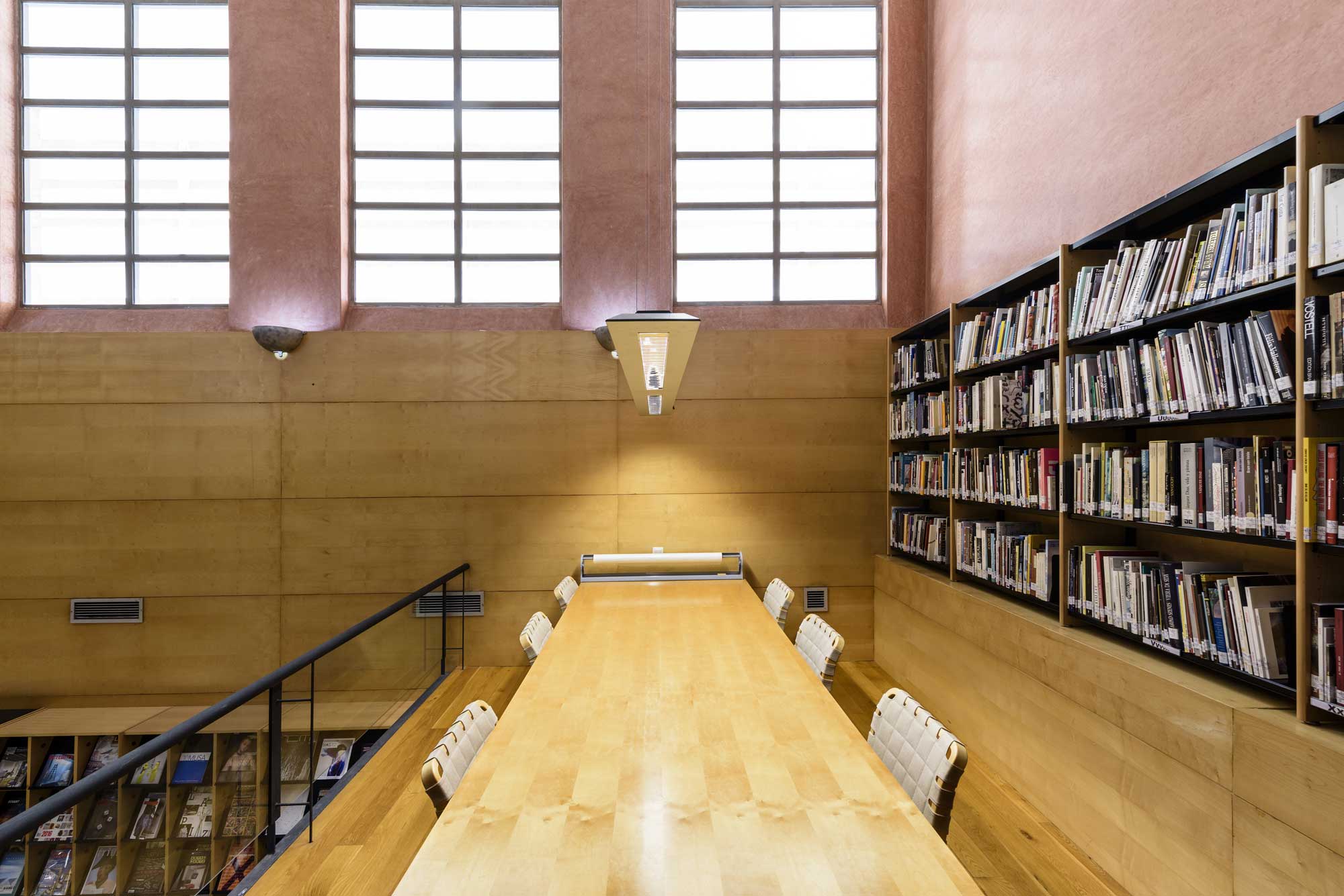 Library Pilar Juncosa – Fundació Miró Mallorca